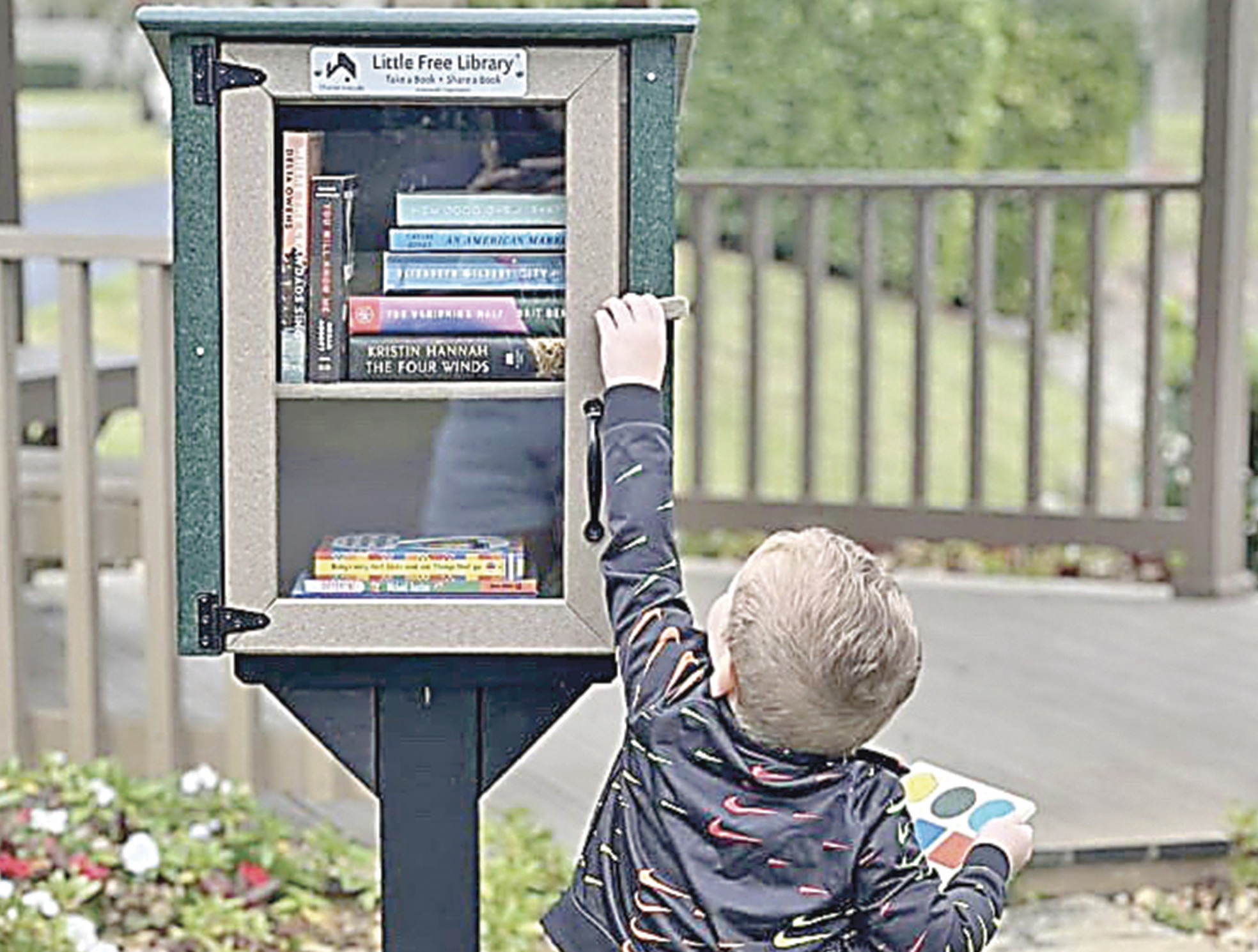 Sharing stories with Little Free Libraries